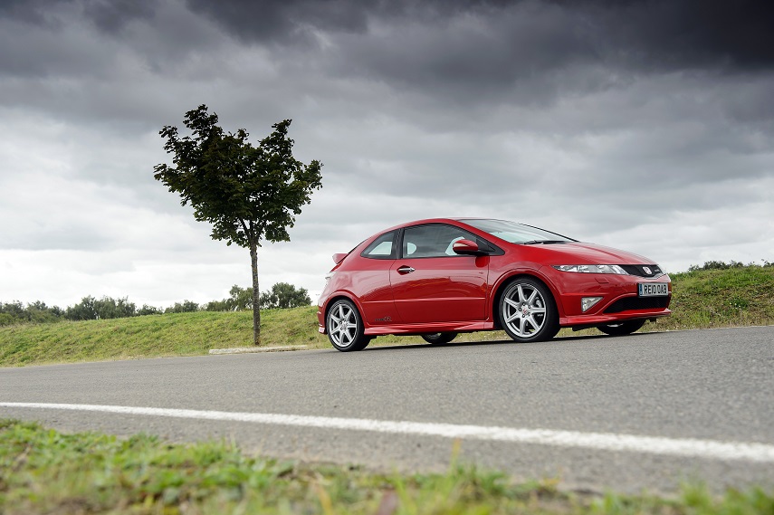 Honda Civic Type R FN2 Buyer's Guide | Fast Car