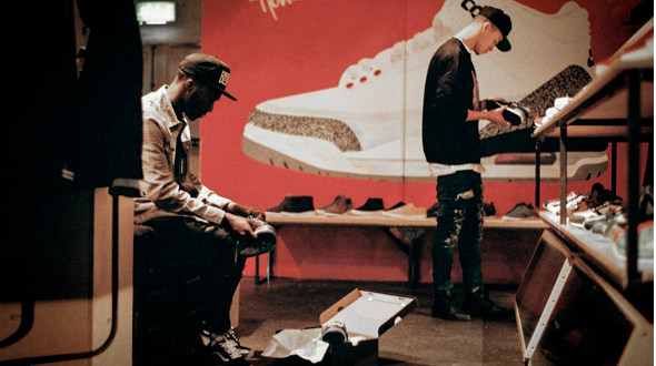 Soleheaven Look Book | Fast Car