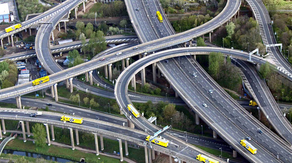 Dunlop celebrates 40 years of Spaghetti Junction | Fast Car