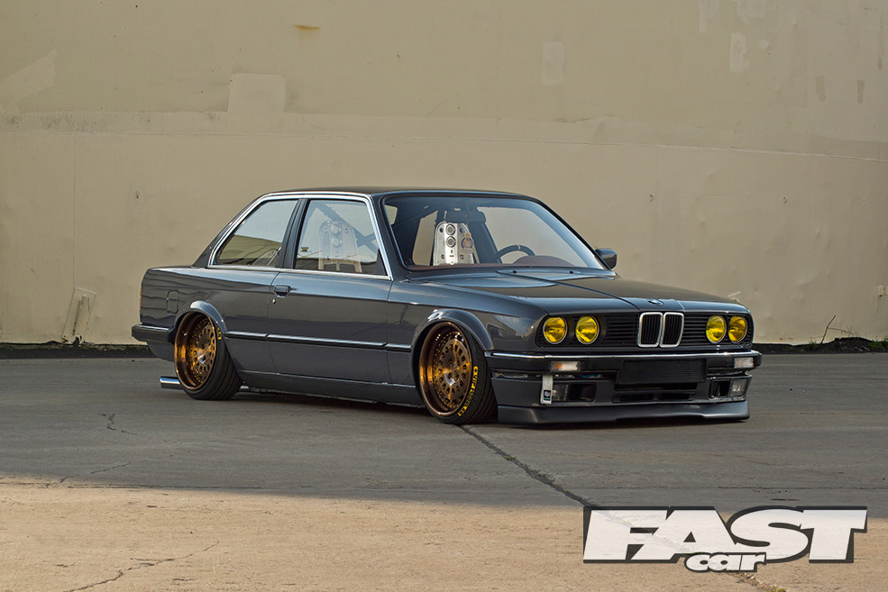 Modified BMW E30 | Fast Car
