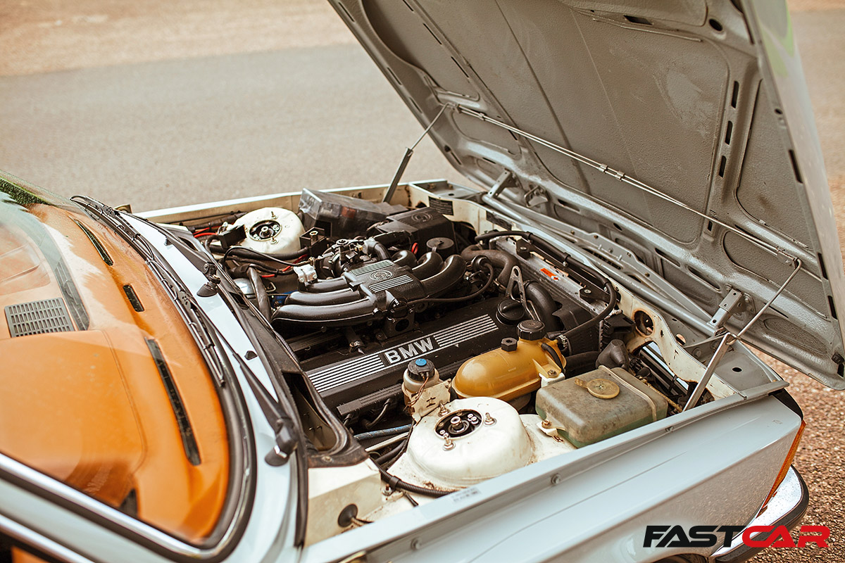 Modified BMW E21 3 Series On Air Ride | Fast Car