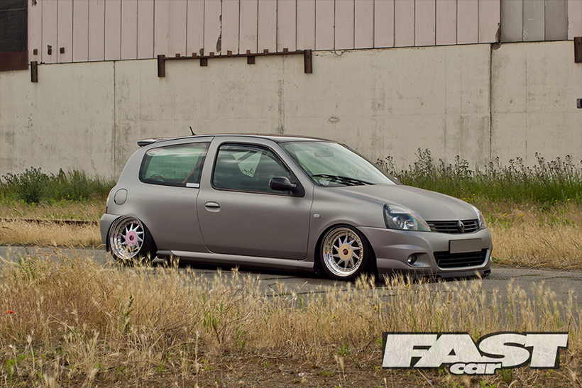 Modified Renault | Fast Car