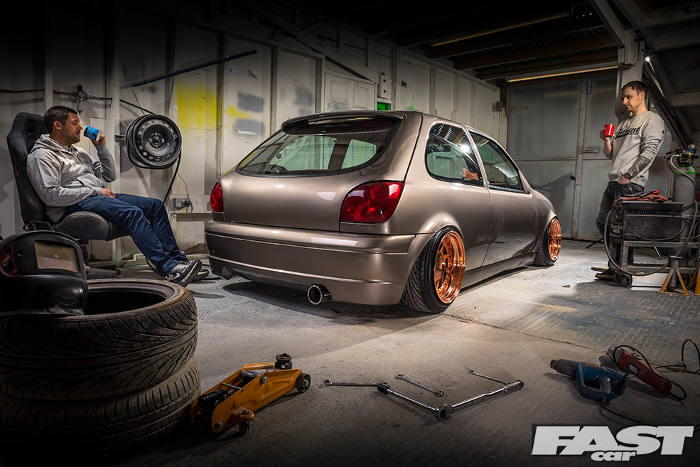 CUSTOM MK5 FORD FIESTA - Fast Car