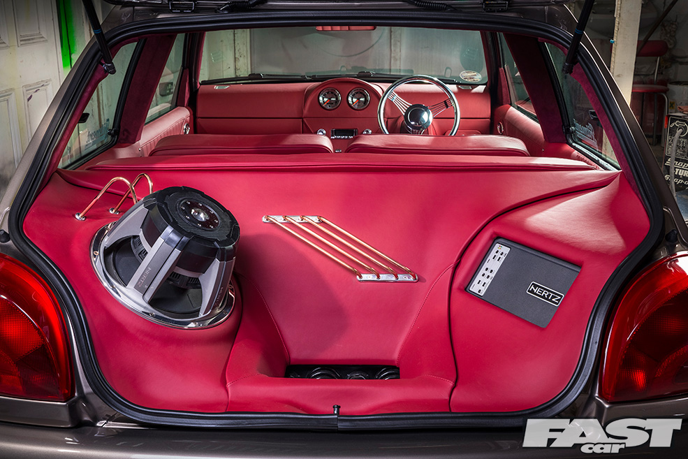 CUSTOM MK5 FORD FIESTA - Fast Car