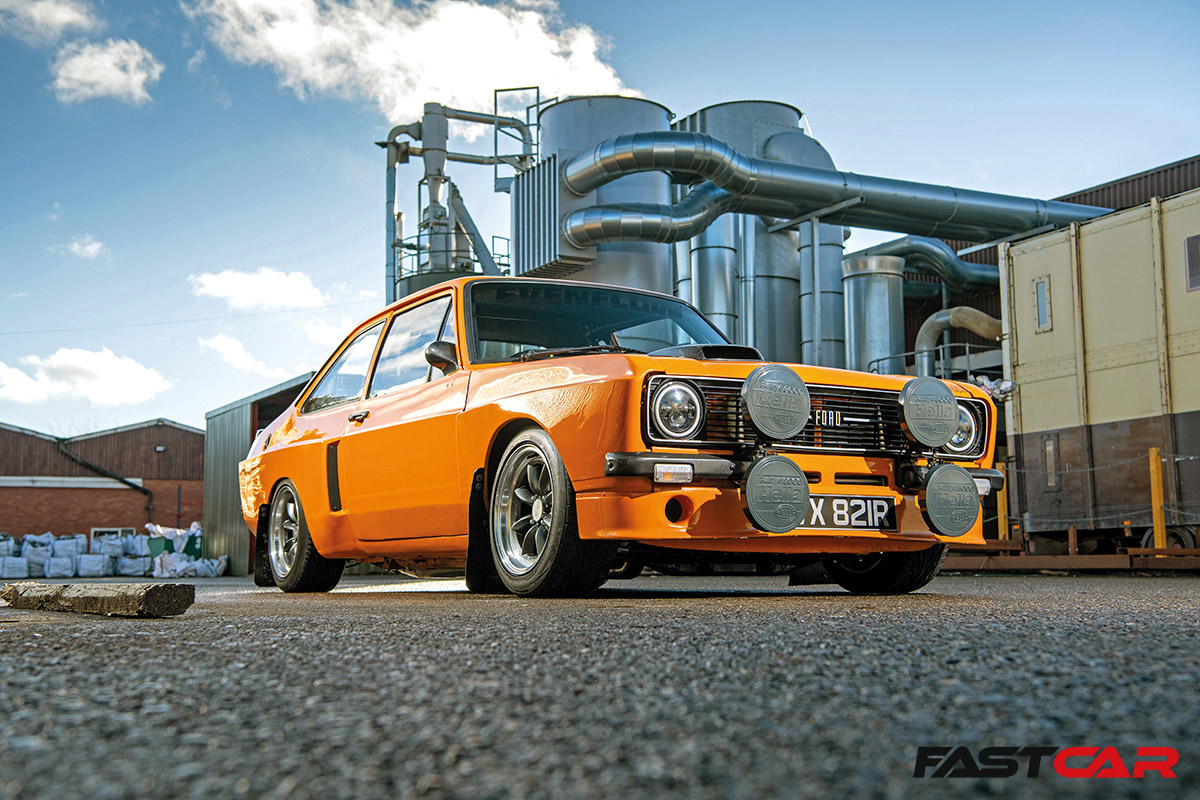 GRANDAD CHIC: MODIFIED VW GOLF MK2 | Fast Car