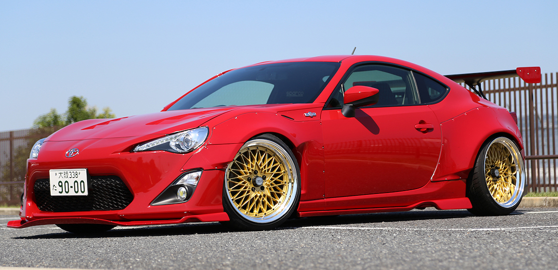 Best Retro Wheels: The Coolest Car Rims Of All Time | Fast Car