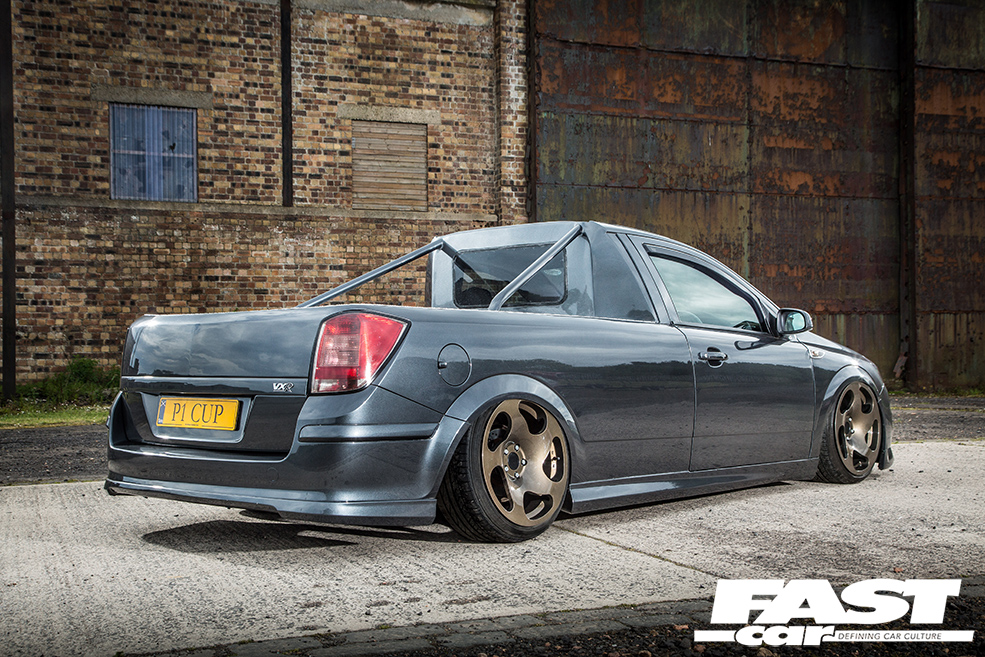 TUNED VAUXHALL ASTRA MK5 PICKUP | Fast Car
