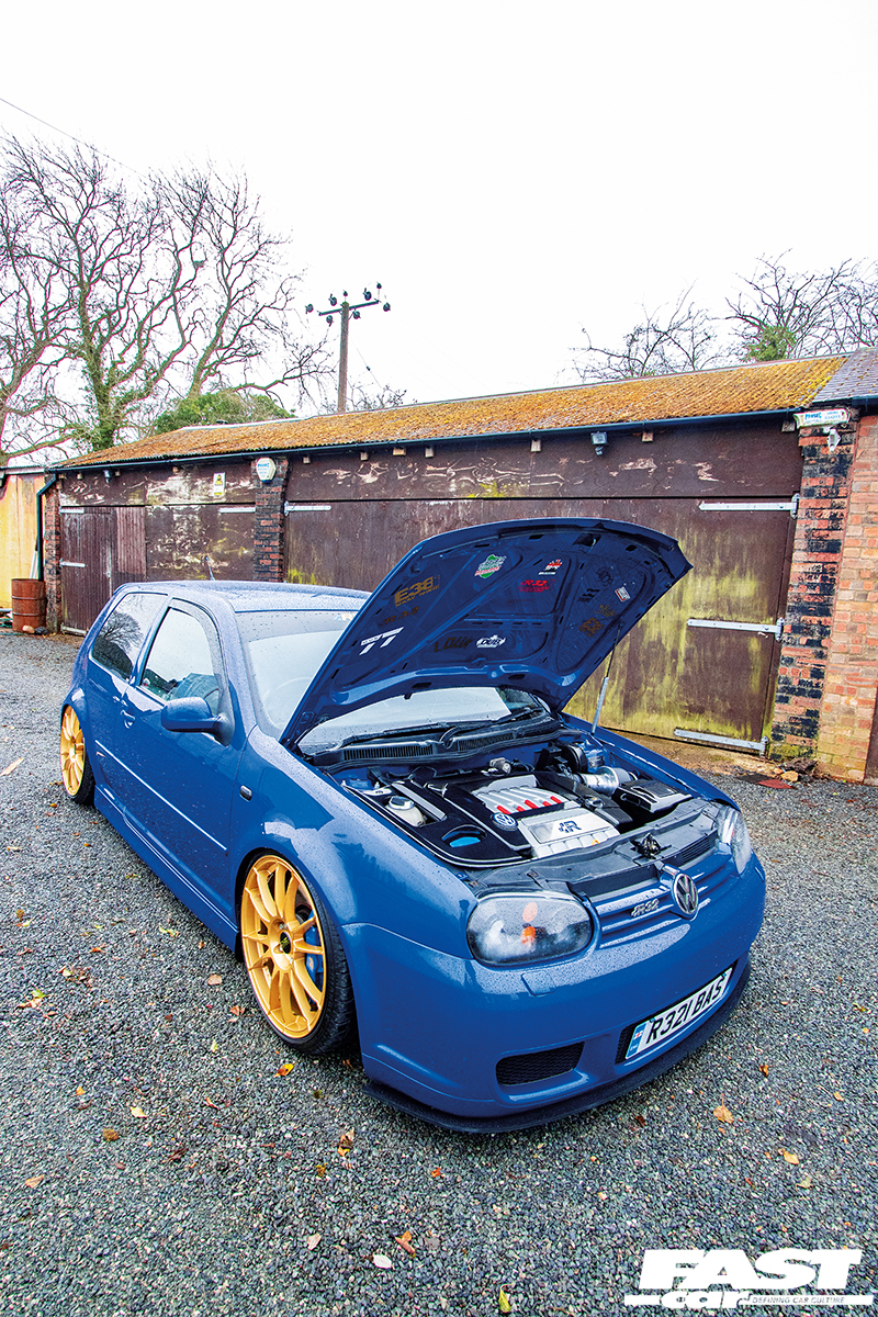 Modified VW Golf R32 Mk4 | Howl At The Moon - Fast Car