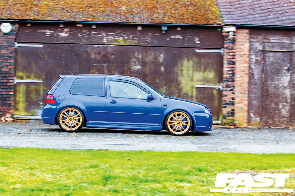 Modified VW Golf R32 Mk4 | Howl At The Moon | Fast Car