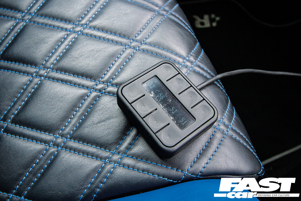 Modified VW Golf R32 Mk4 | Howl At The Moon | Fast Car