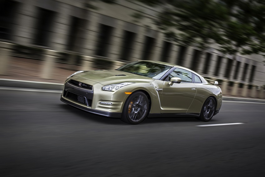 Nissan Skyline GT-R Ultimate Guide | Fast Car