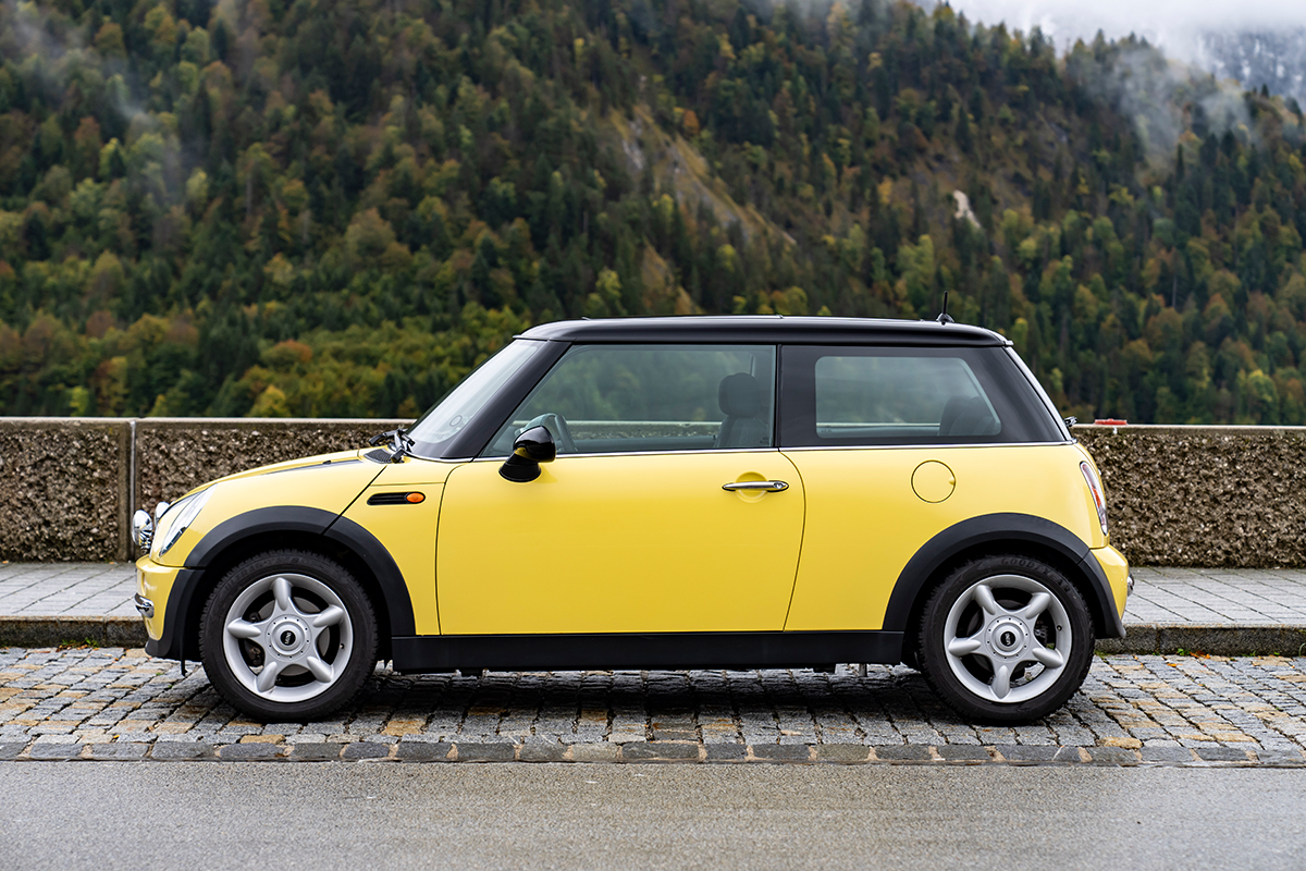 Mini R50 Buyer's Guide & Most Common Problems | Fast Car