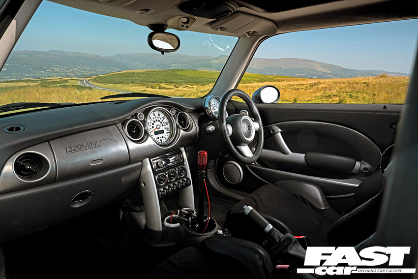 Modified Mini Cooper S R53 With 300hp | Fast Car