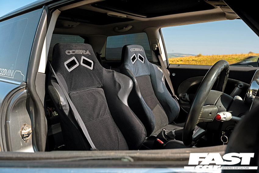 Modified Mini Cooper S R53 With 300hp | Fast Car