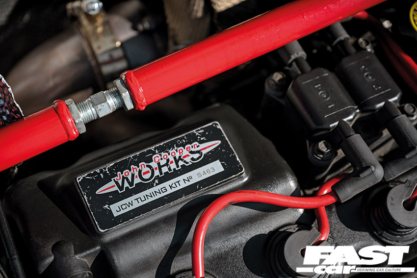 Modified Mini Cooper S R53 With 300hp | Fast Car