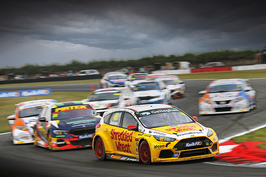 Snetterton 300 Track Guide | Tips & Tricks For Your Track Day | Fast Car