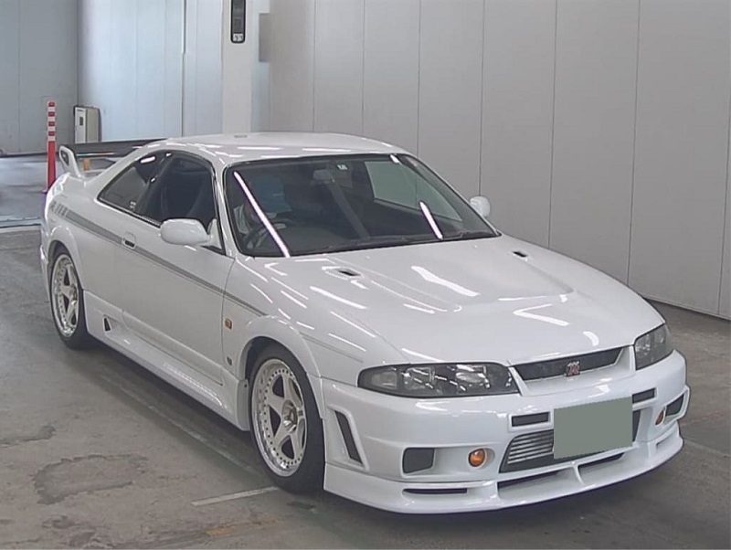 Nismo 400R Sells For Record-High Price | Fast Car