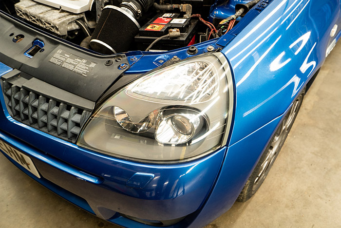 How To Clean Car Headlights | Fast Car