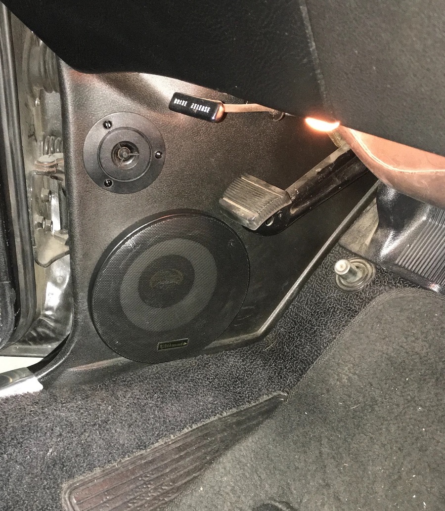 Guide To Car Stereos and Head Units | Fast Car