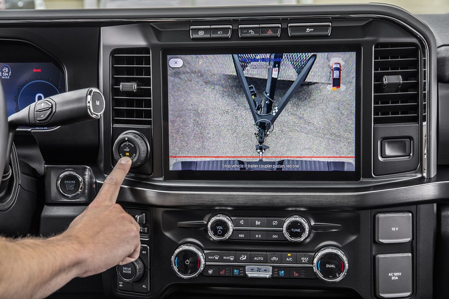 New Ford Head-Up Display Inspired By Fighter Jets | Fast Car