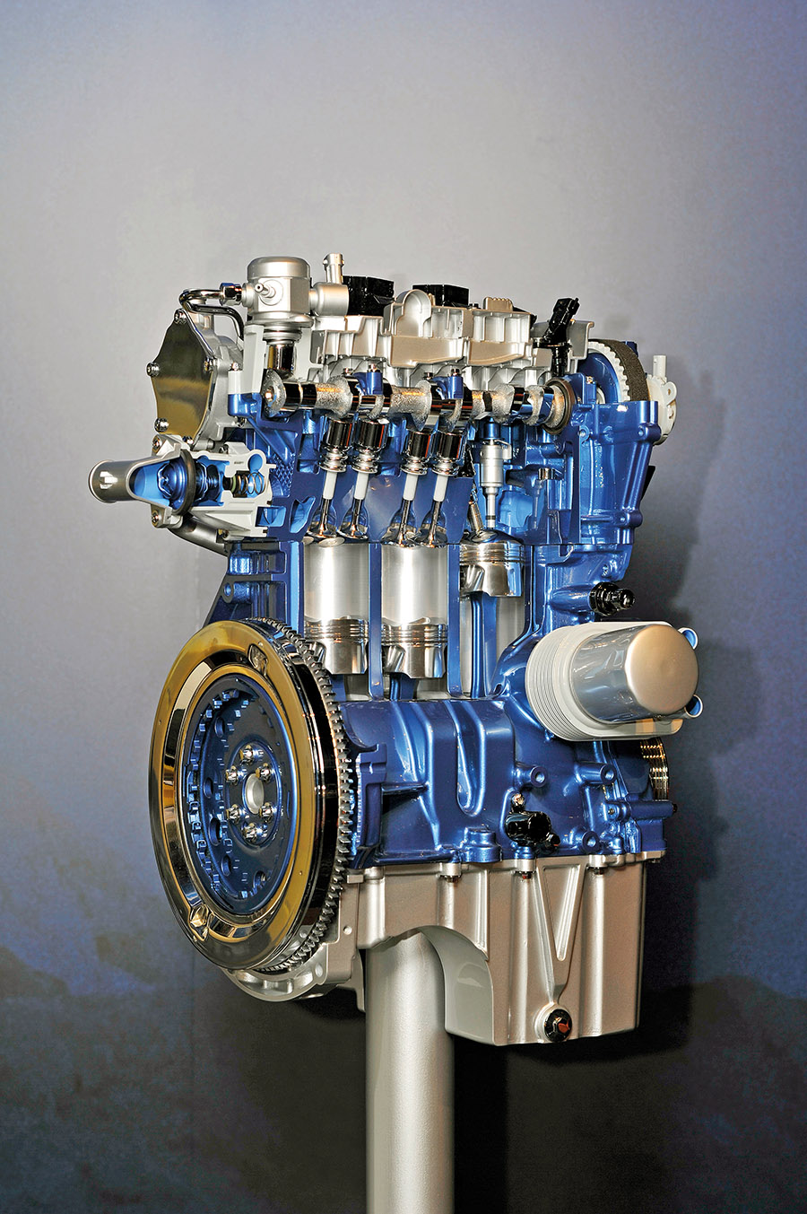 Direct Injection Guide: Everything You Need To Know | Fast Car