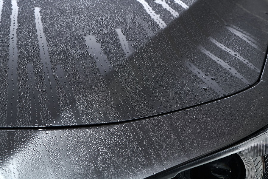 How Do Hydrophobic Car Detailing Products Work? | Fast Car