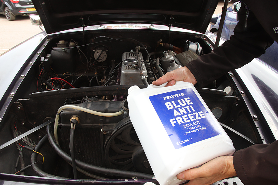 How To Bleed a Car Radiator | Fast Car