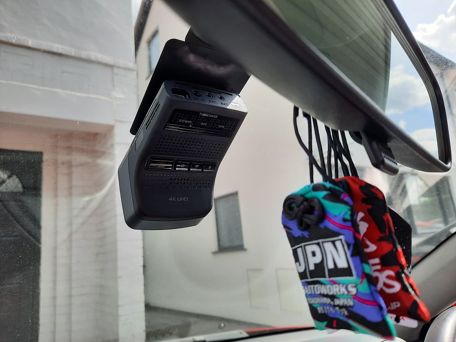 Thinkware U3000 Dash Cam Review | Fast Car