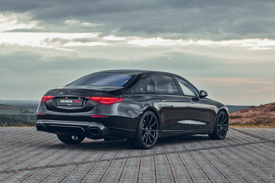 Roll VIP-style In The New Brabus Maybach V12 | Fast Car