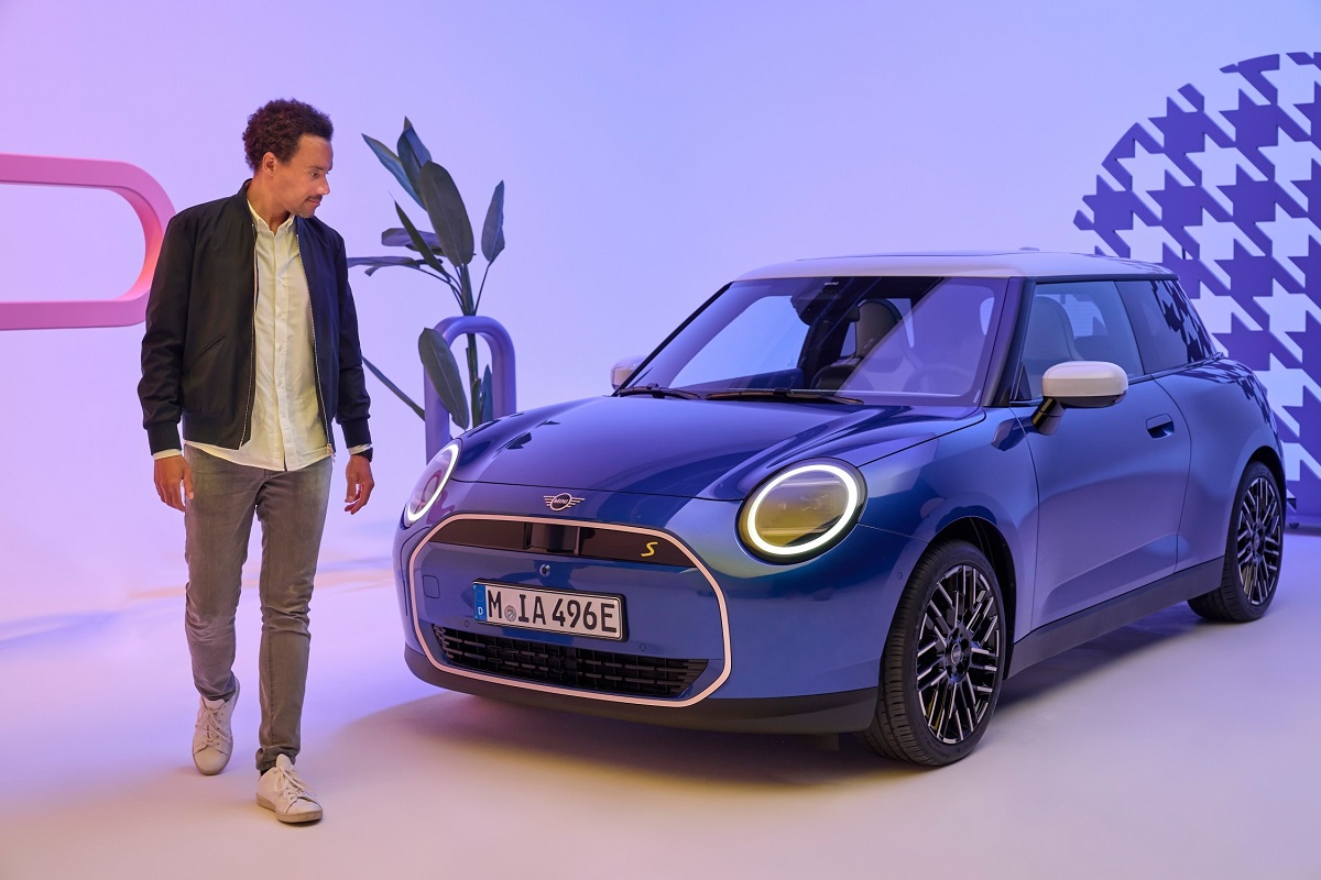 Official: The Manual Mini Is Dead | Fast Car