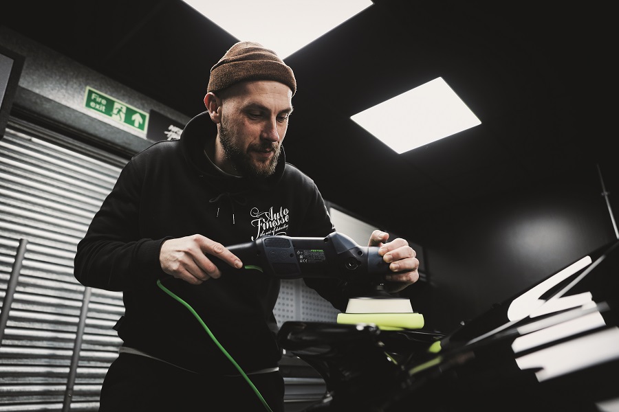 Rotary vs Dual Action Machine Buffer | Fast Car