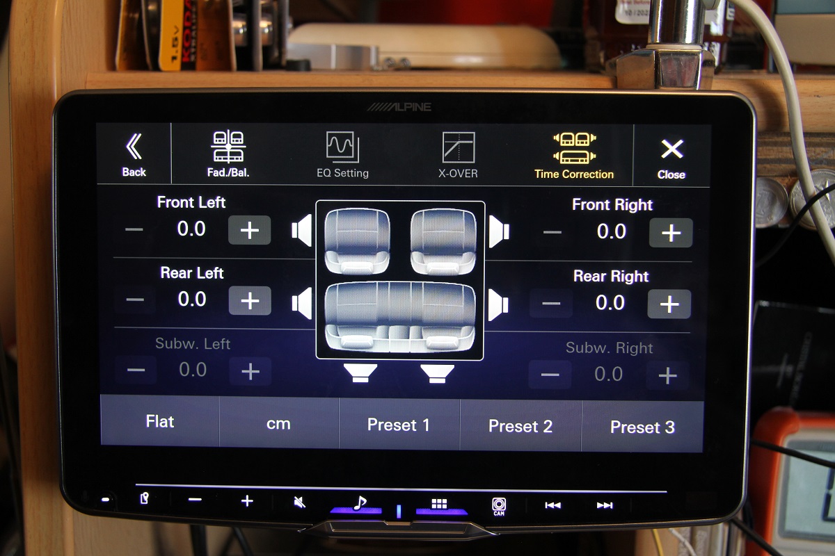 Alpine iLX-F905D Review | Fast Car