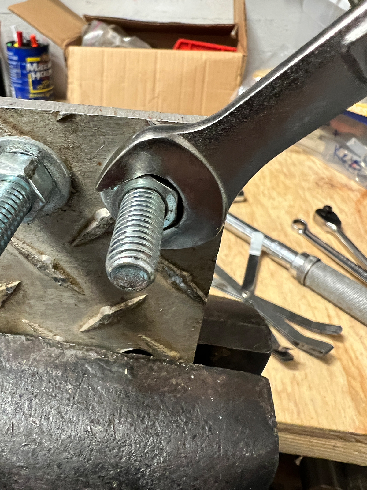 Best Wrench Set: Beginner To Professional Grades Tested | Fast Car