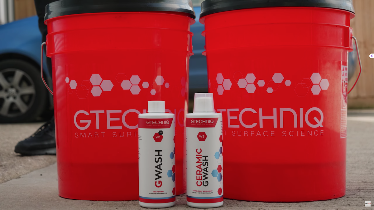 Gtechniq Gwash vs Ceramic GWash Car Shampoo | Fast Car