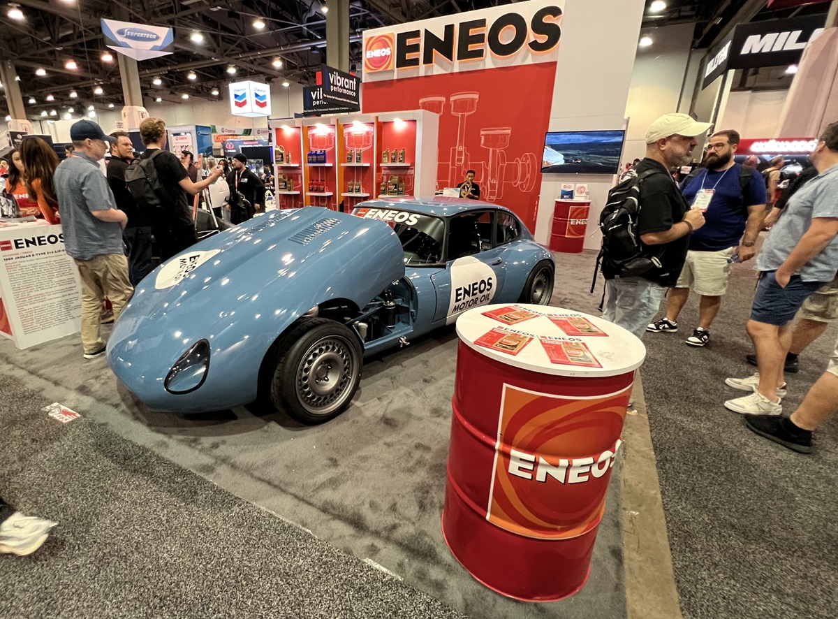 2JZ Jaguar E-Type Stars On ENEOS Stand At SEMA | Fast Car