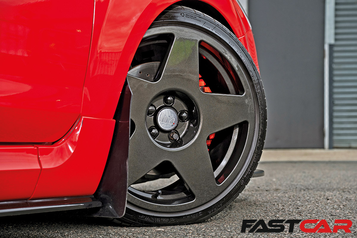 Bagged Mk2 Focus ST With Lamborghini Doors | Fast Car