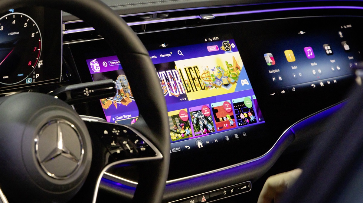 Mercedes MBUX System Alters Music To Your Driving Style | Fast Car