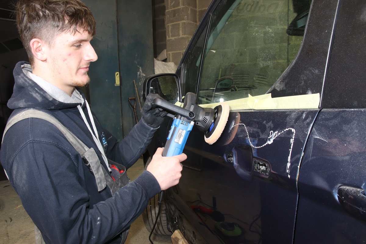 Draper Storm Force Dual Action Polisher Review | Fast Car