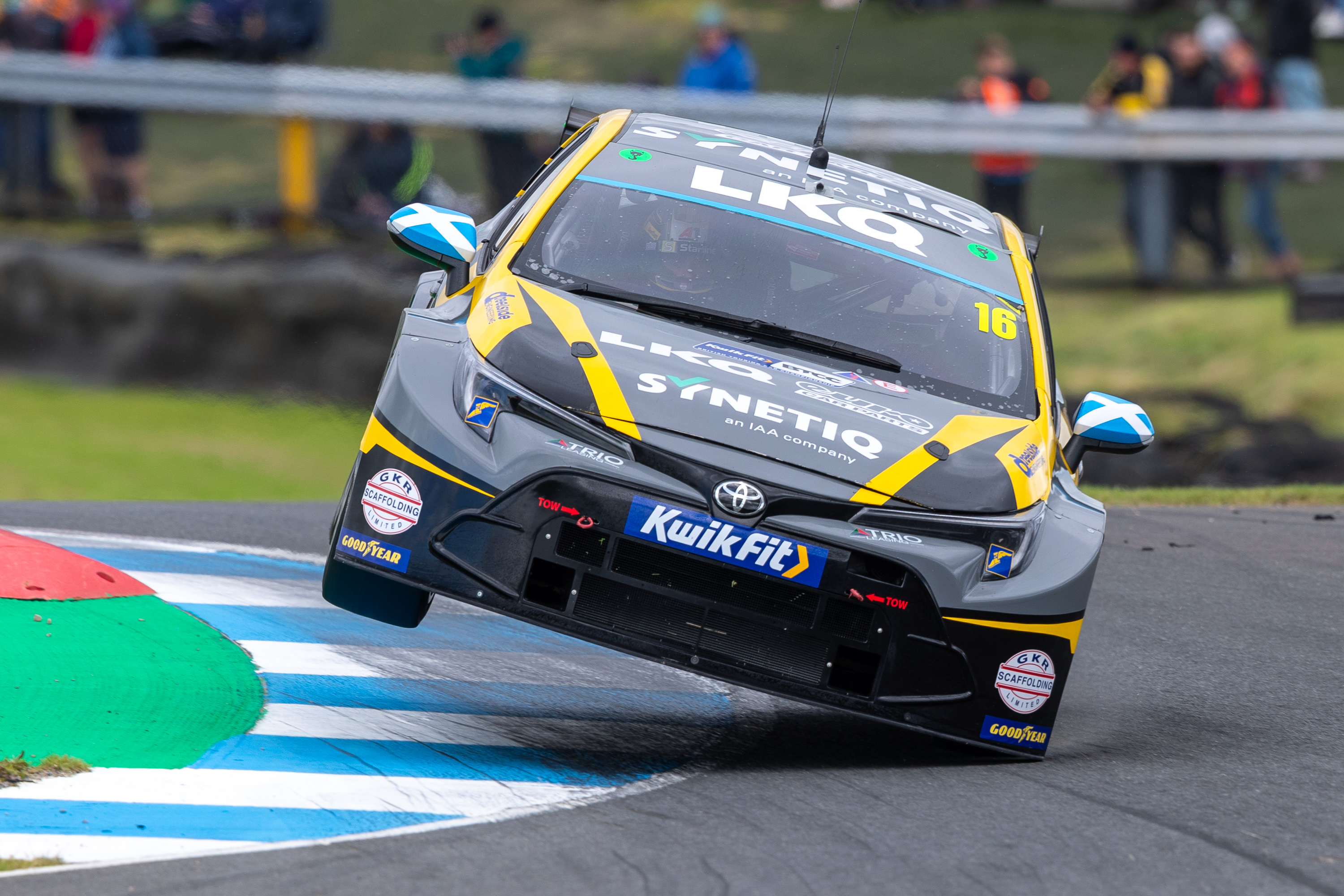 Get Ready for High-Speed Action at BTCC Knockhill - WIN Tickets! | Fast Car