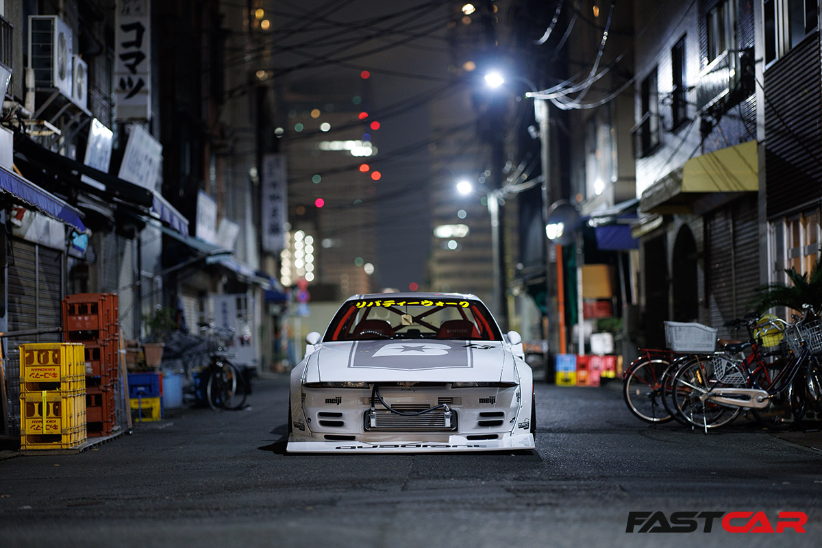 Liberty Walk’s LB-Kaido Works R32: A Skyline Like No Other | Fast Car