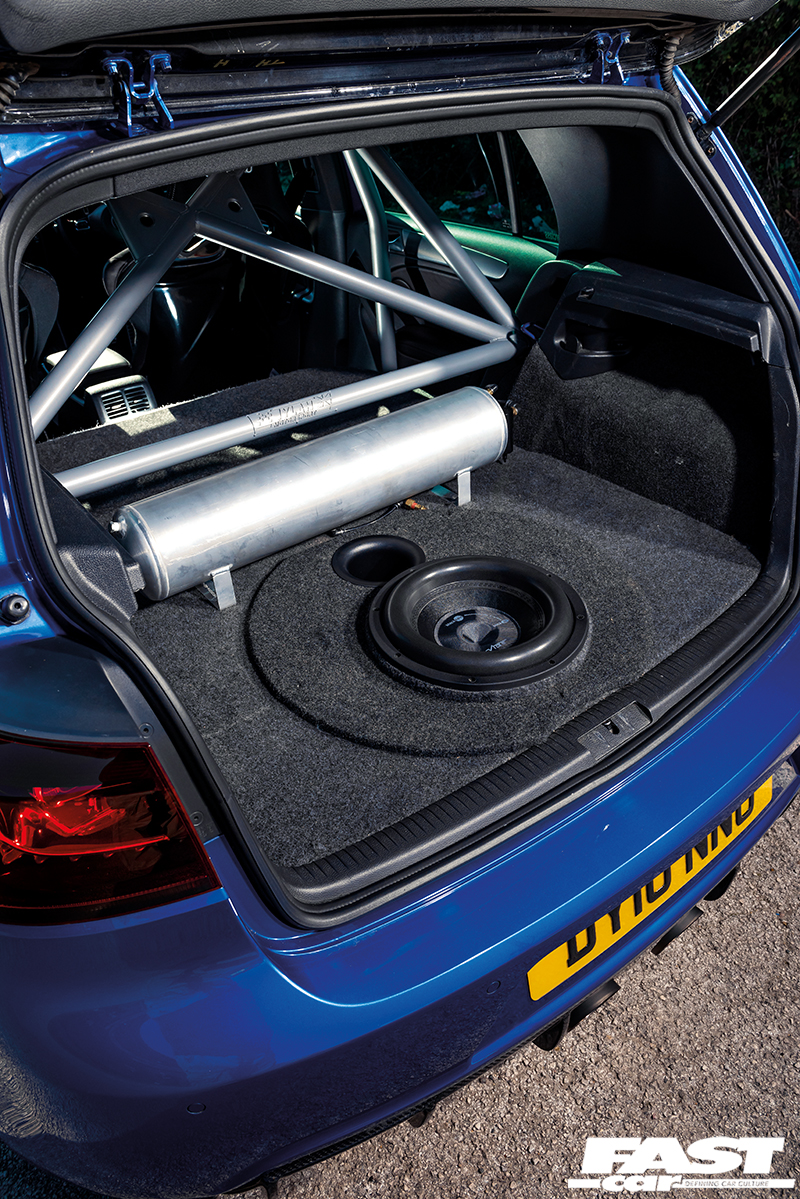 BAGGED GOLF R MK6: KREME OF THE STOP | Fast Car