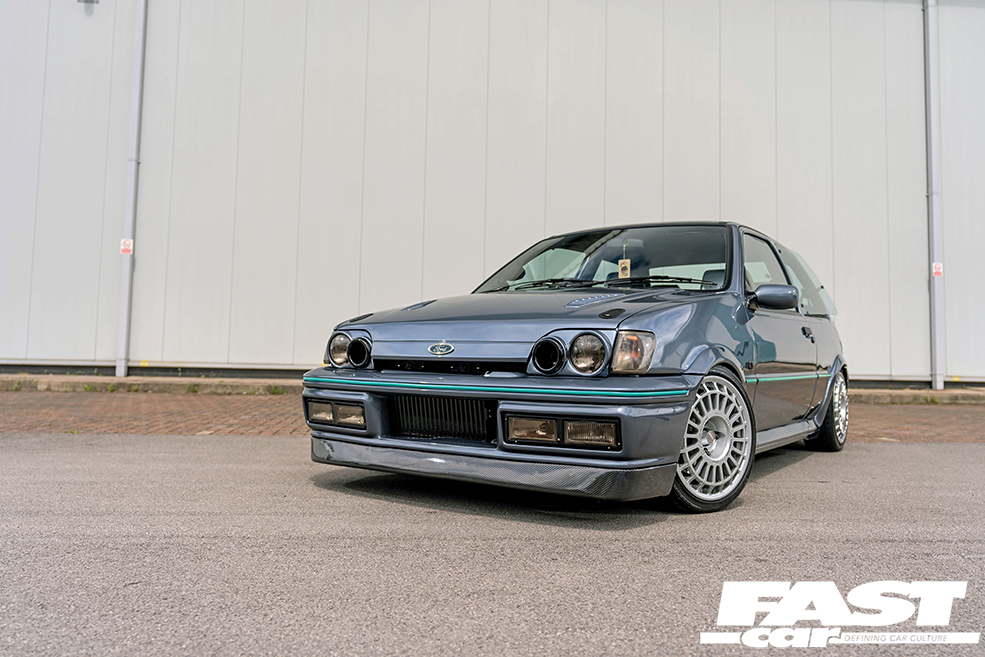 MODIFIED FORD FIESTA RS TURBO - Fast Car