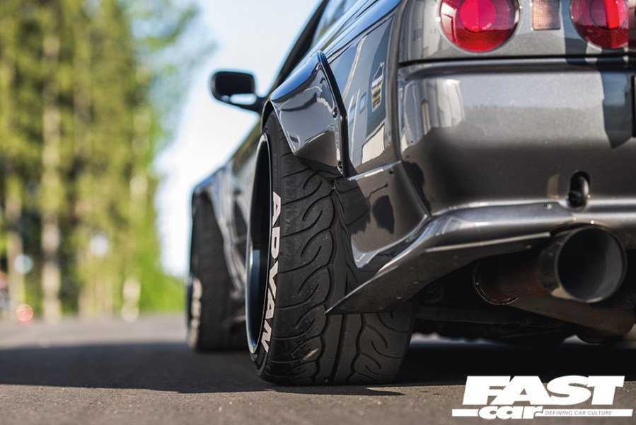 Best Suspension for Nissan Skyline GT-R - Fast Car